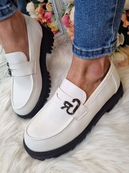 Slēgtās kurpes | LiLi apavi