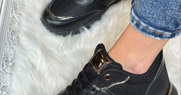 Melnas sieviešu botes