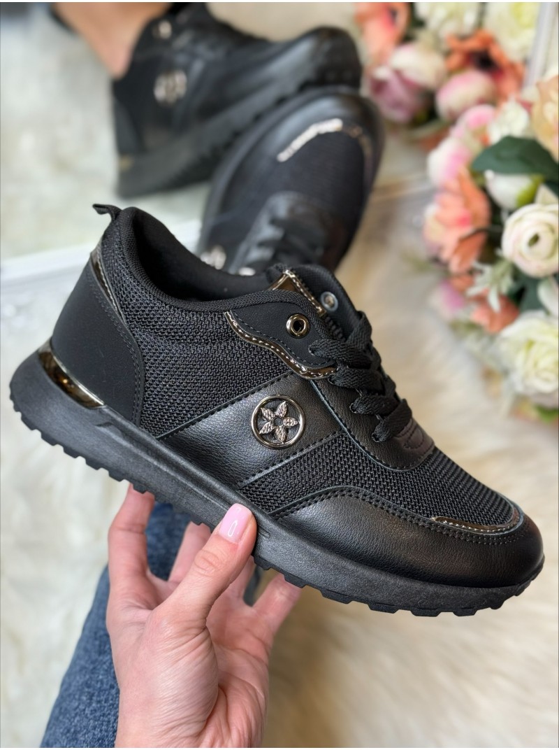 Melnas sieviešu botes